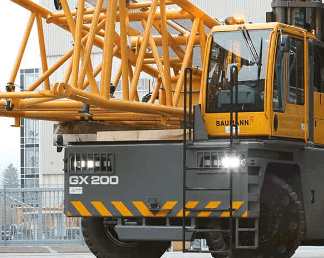 Baumann sideloader is indispensable at JS Burgess Engineering